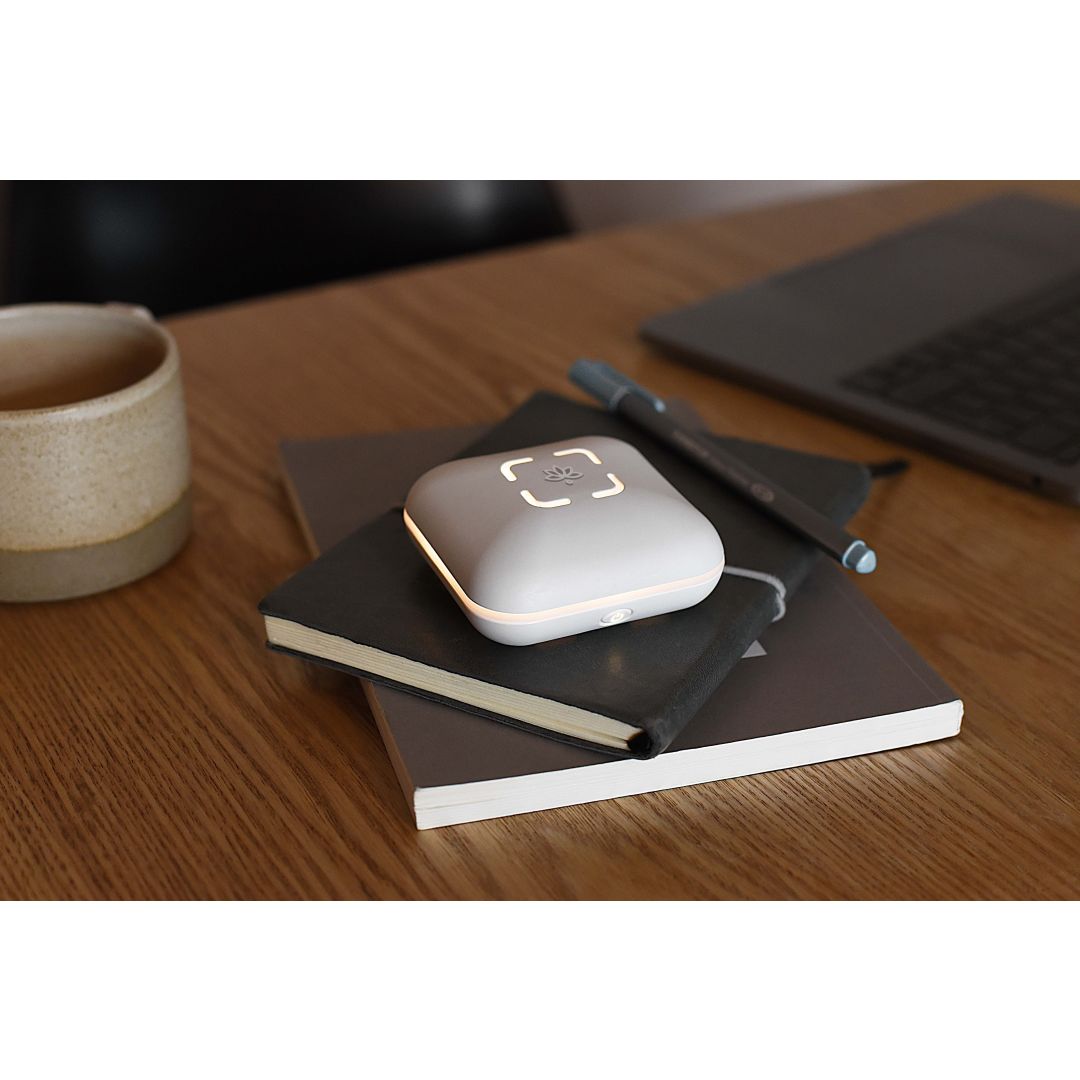 Made By Zen USB-ladattava diffuuseri Peri – Mesiskot.fi